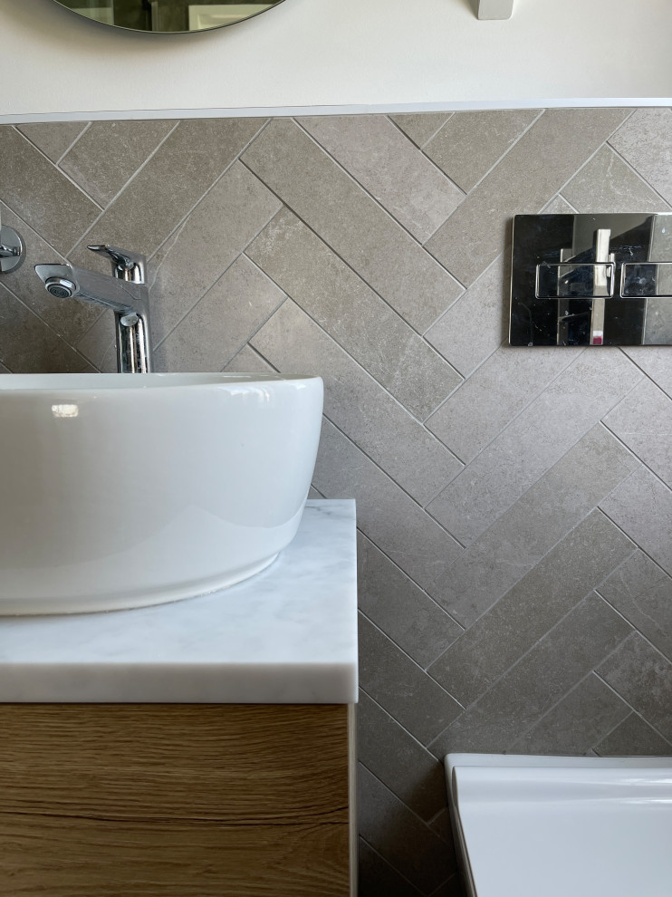 Small Ensuite shower room - Modern - Bathroom - London - by Sara Levy ...