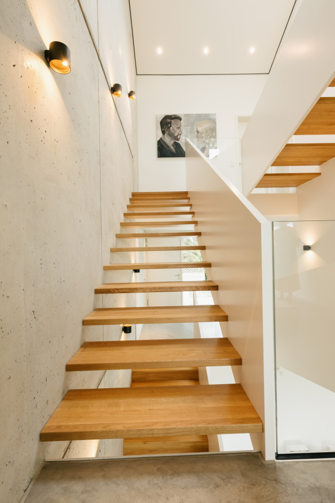 Split-Level-Treppe - Contemporary - Staircase - Stuttgart - by Holzmanufaktur Ballert e.k ...