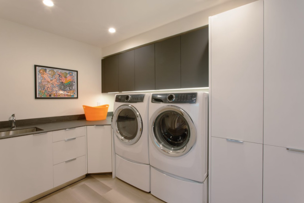 BauBox Balboa - Modern - Utility Room - Los Angeles - by BauBox LA ...
