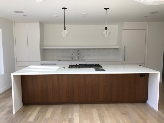 White Quartz Waterfall Countertop - Contemporary - Kitchen - New York ...