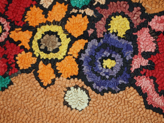 Handmade Vintage American Hooked Rug 2'x3', 61cmx91cm 1940s ...