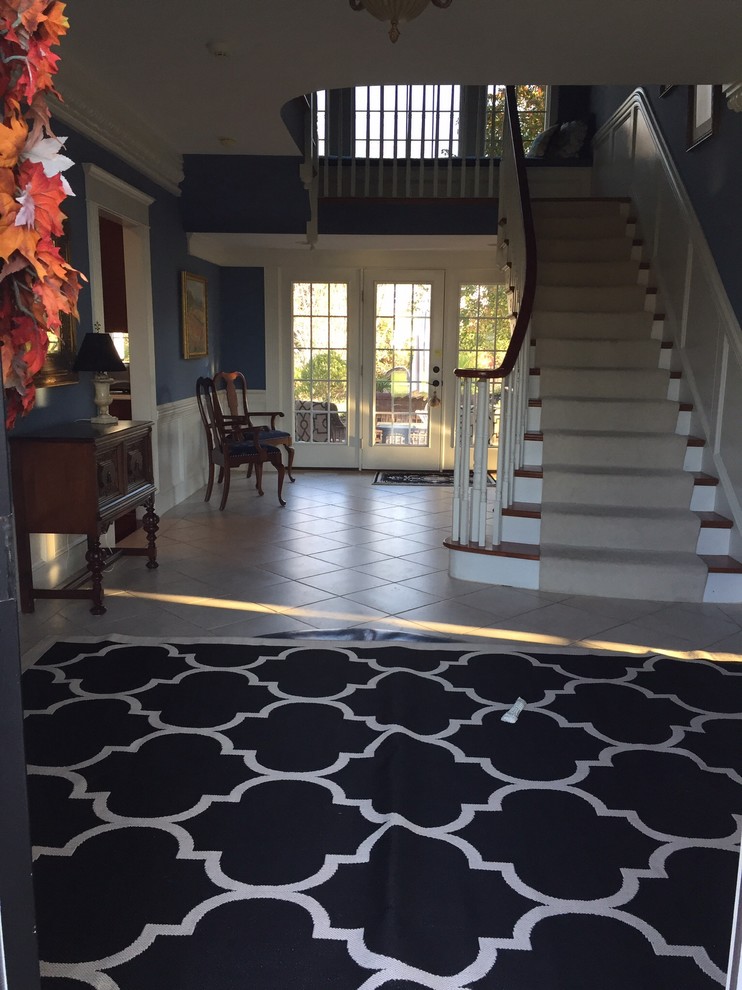 Cold foyer!