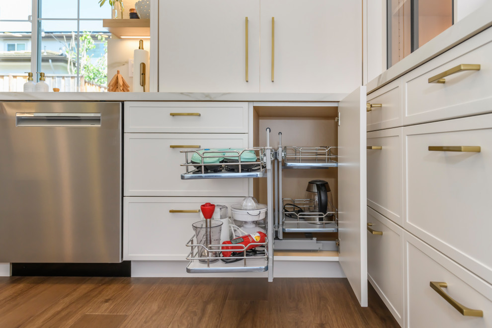 Soft Tones, Cozy Kitchen Vibes in San Jose - Modern - Kitchen - San ...