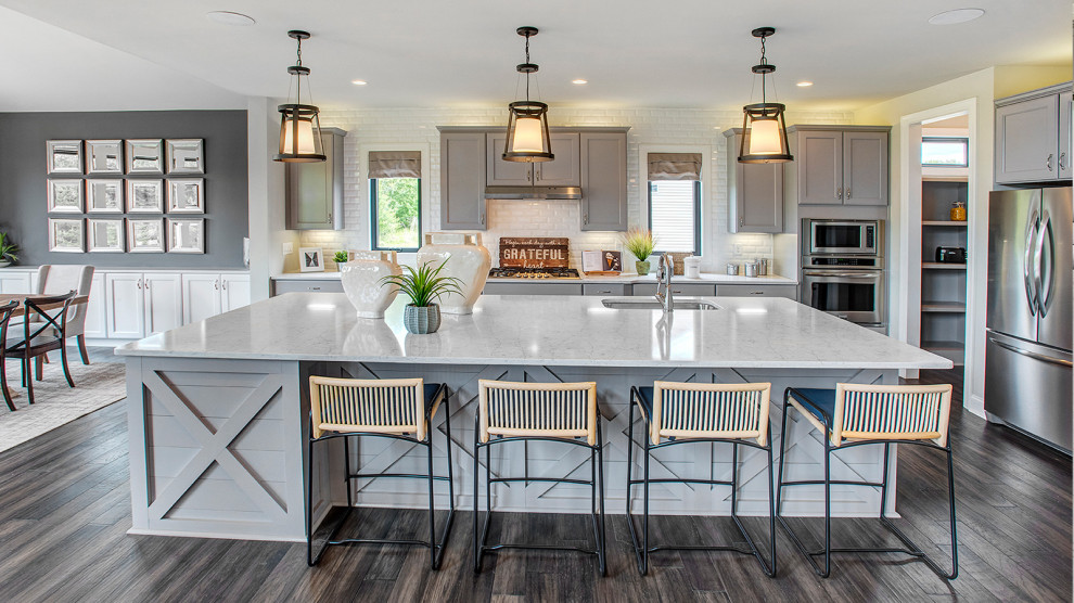 Olivia Modern Farmhouse - Kitchen - Cleveland - by Schumacher Homes | Houzz