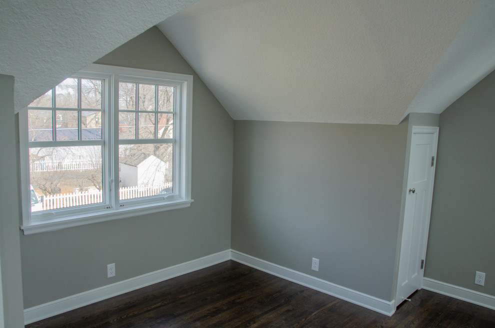 Big Bright Space Perfect for… Use Your Imagination! - Traditional ...