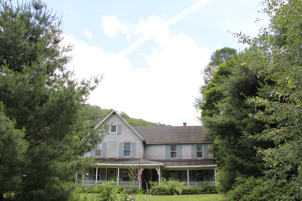 Redoing exterior of 1880's farmhouse - WWYD? | Houzz Forum