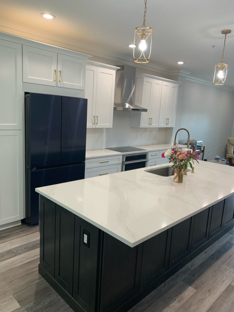Beautiful Kitchen Remodel Done in a Two-Tone Color - Transitional ...