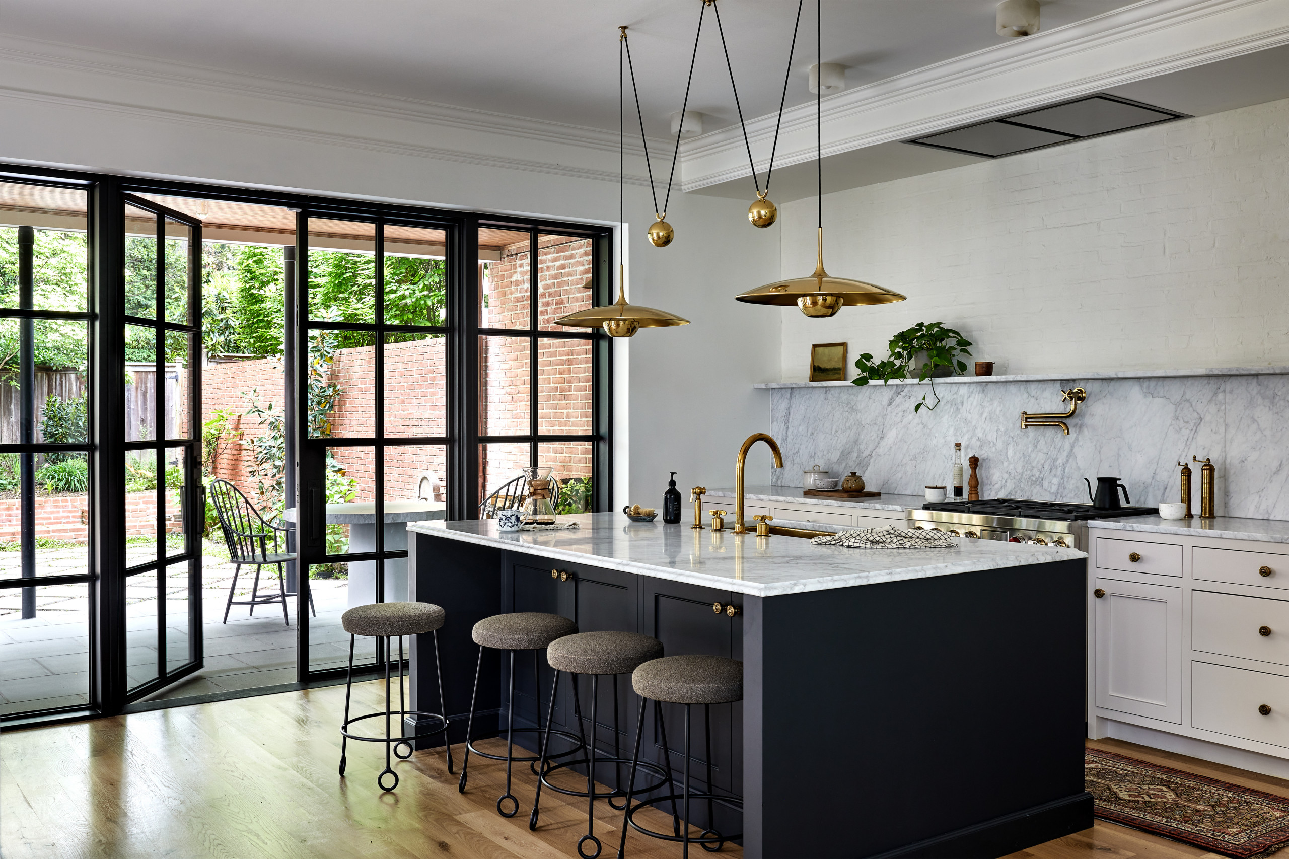 Houzz Tour: Classic Meets Modern in a Designer’s 1900 Home