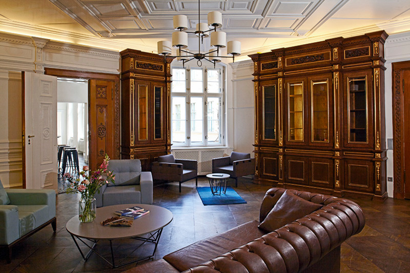 Contemporary Office Design in a Listed Building - Traditional - Berlin ...