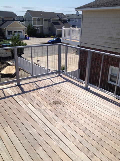 Fairman Residence - Vertical Cable Railing - Modern - Deck ...