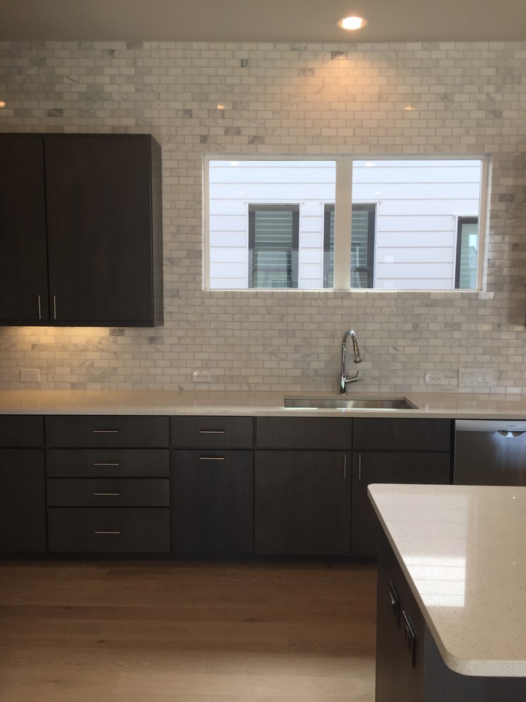 Looking for landscape solution for window that faces neighbor's window ...