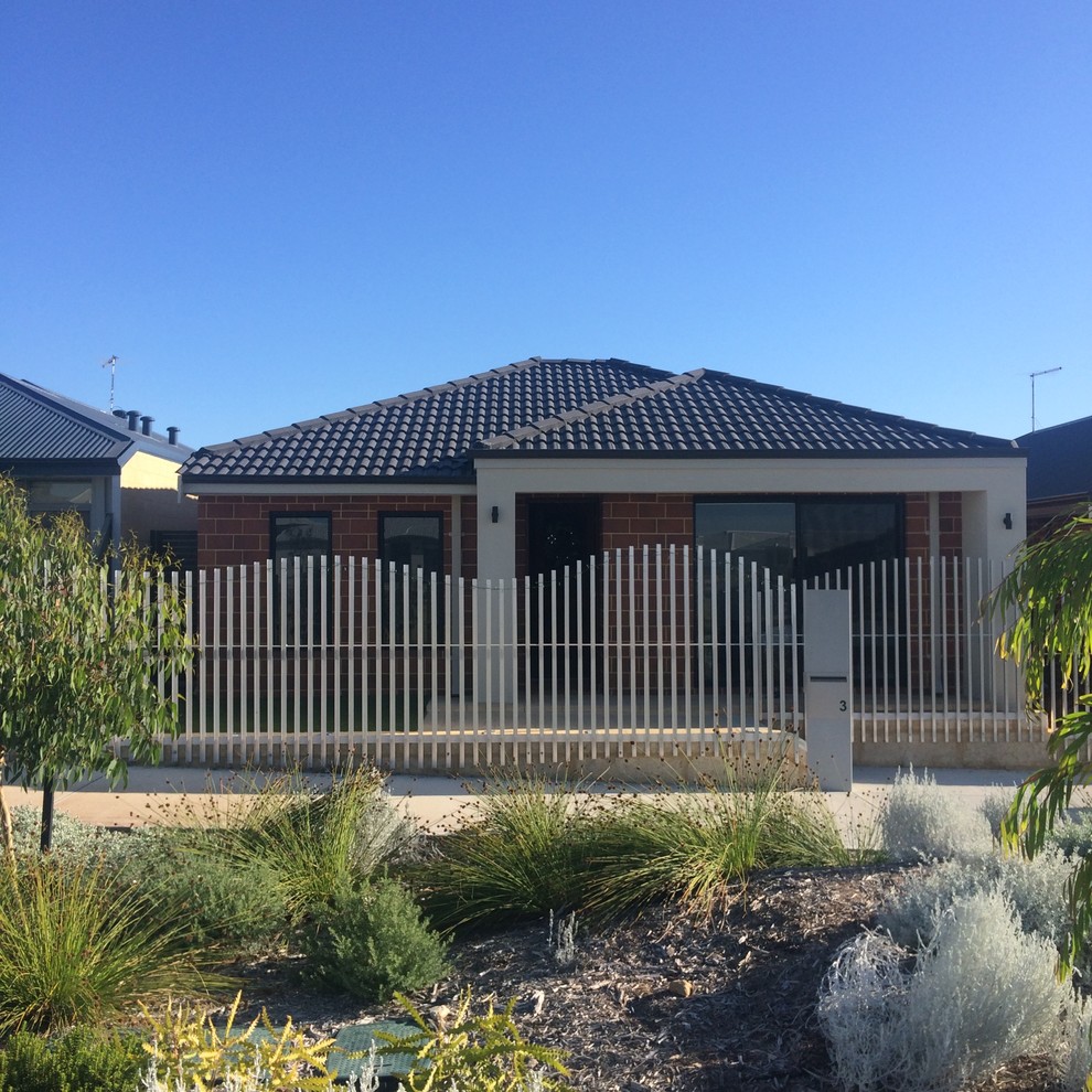 How do I beautify an ugly fence? | Houzz AU