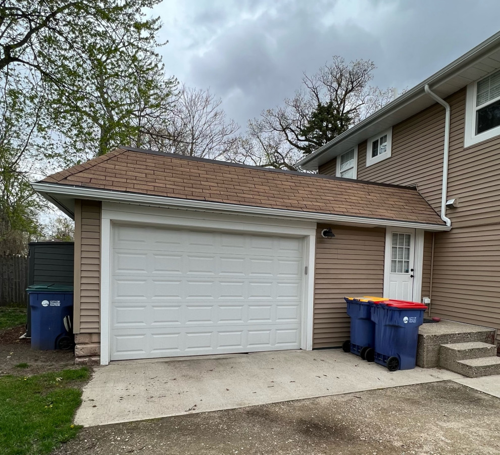 Shingles on sides of flat garage roof | Houzz Forum