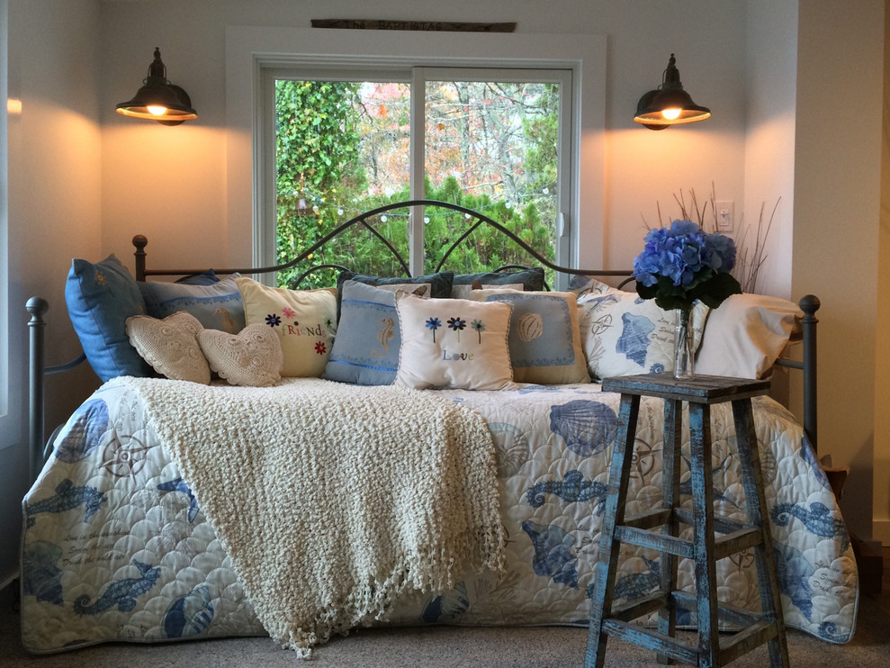 How to Dress Your Daybed