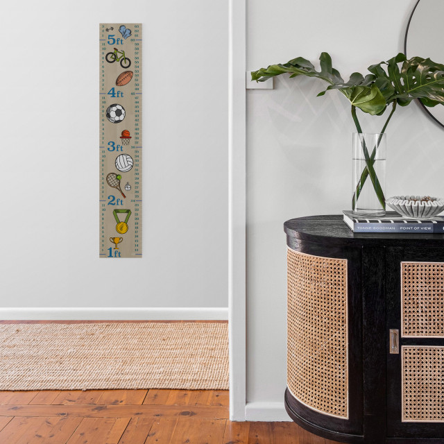 GA1004 Children’s Peel & Stick Growth Chart Sports Club Kids ...