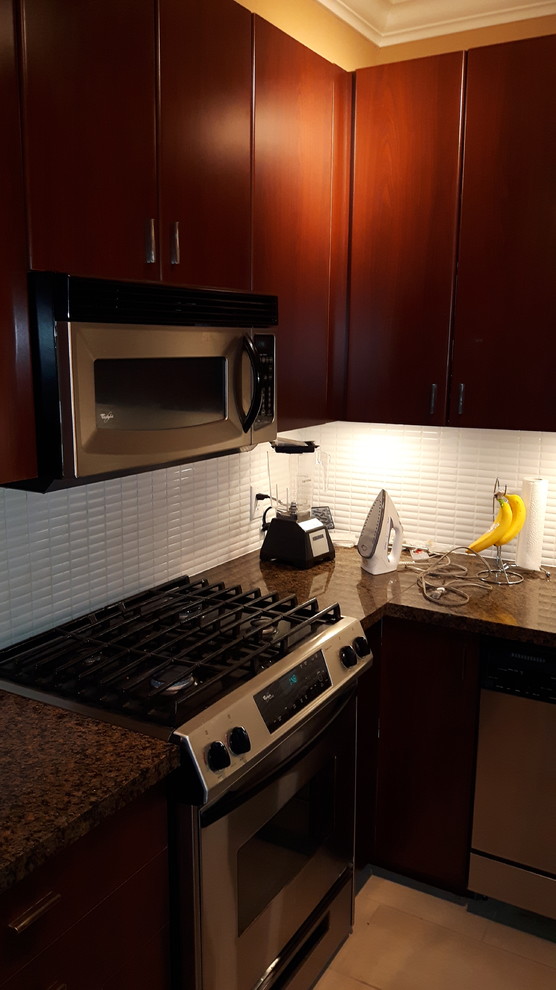 Burnaby Kohut Project - Modern - Kitchen - Vancouver - by Cabinnova ...