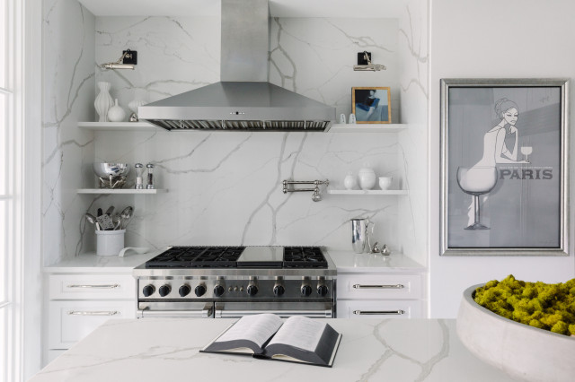 Black-and-White Kitchen Nods to Classic Chanel Style