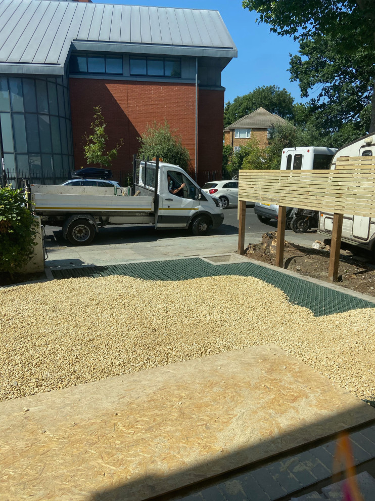 Front garden curb appeal - Contemporary - London - by Melanie Hick ...