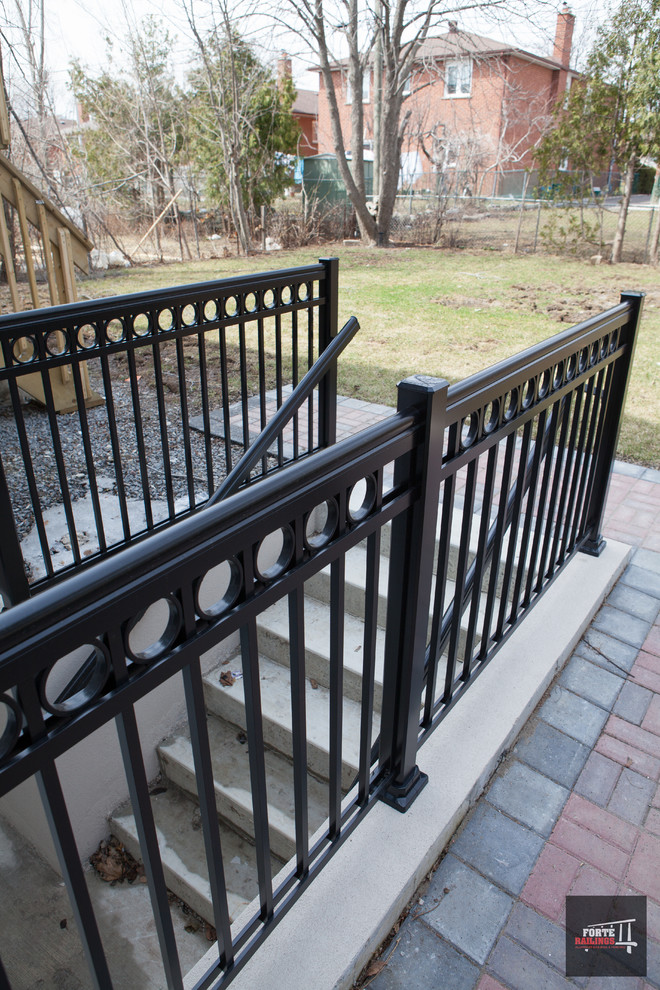 Aluminum Front Porch Railings - Toronto - by Forte Railings Ltd. | Houzz