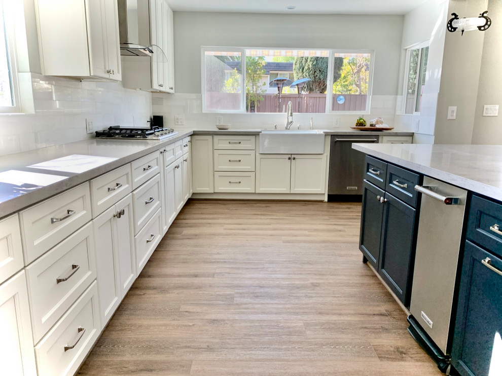 OPEN CONCEPT KITCHEN - LOAD BEARING WALL REMOVAL - Kitchen - Los ...