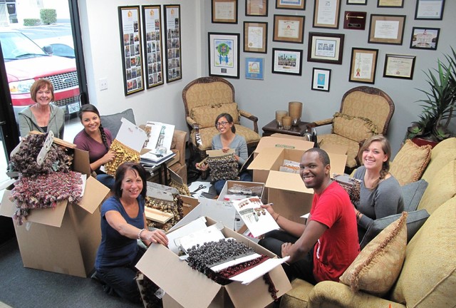 How to Help Others on #GivingTuesday