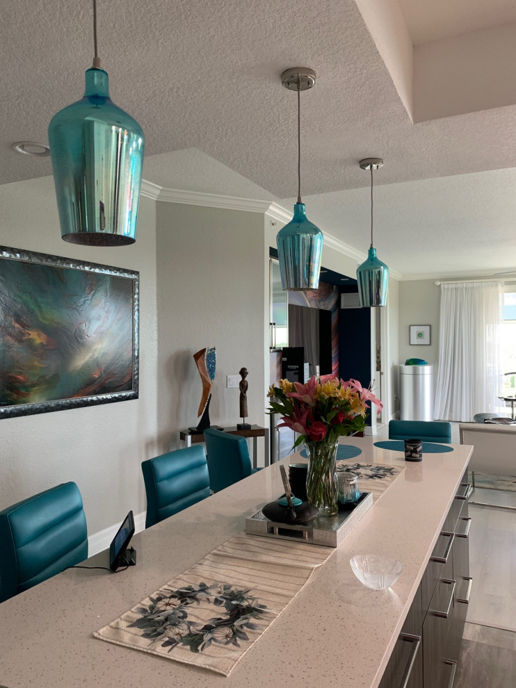 14 Bright Ideas for Adding a Little Color to Your Kitchen