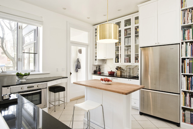 Kitchen of the Week: Streamlined and Smart in Montreal