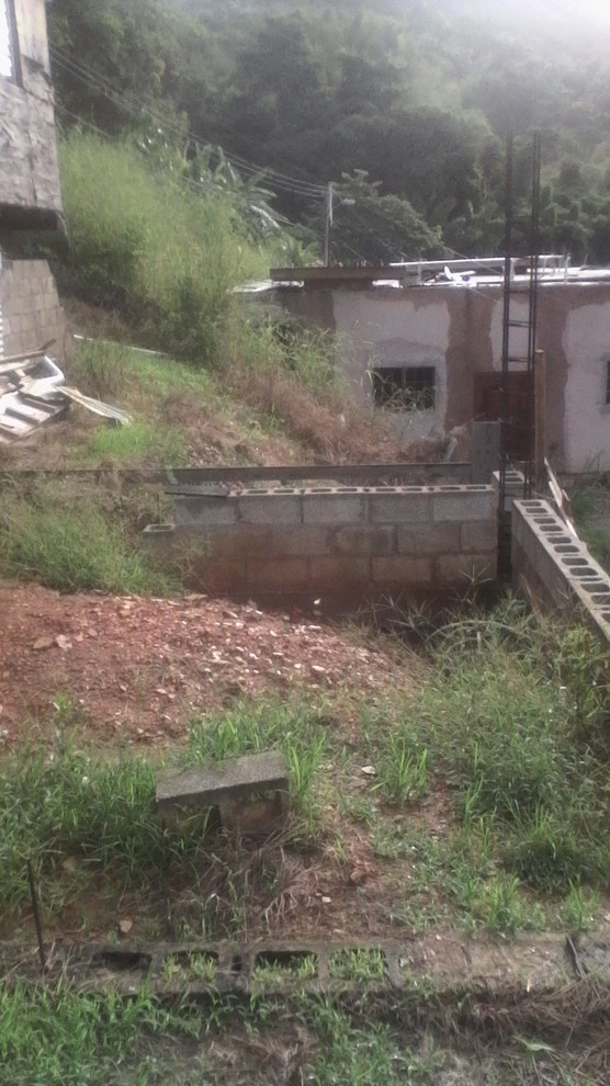 how to build a two storey house without columns