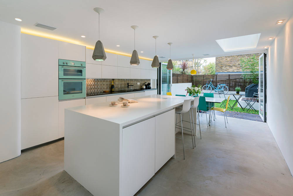 Kitchen Countertop Space Above Cabinets 7 Trendy Ways To Decorate The