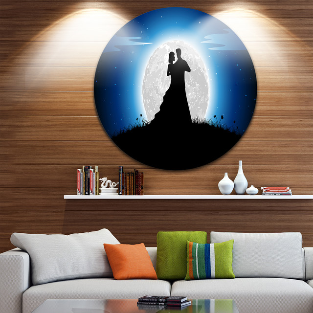 Couple Embrace in Night, Romance Art Round Metal Wall Art, Disc of 36 ...
