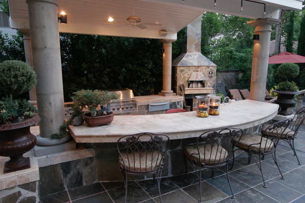 10 Party-Ready Specialty Outdoor Kitchen Features