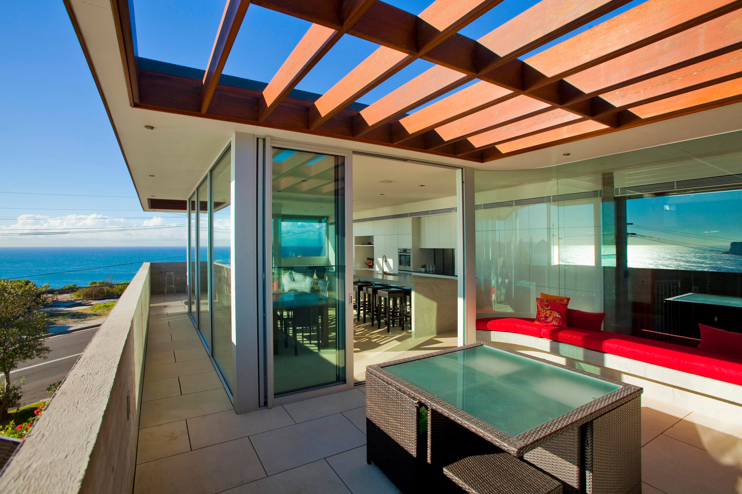 Dream Spaces: 11 Beautiful Australian Homes Overlooking the Water ...