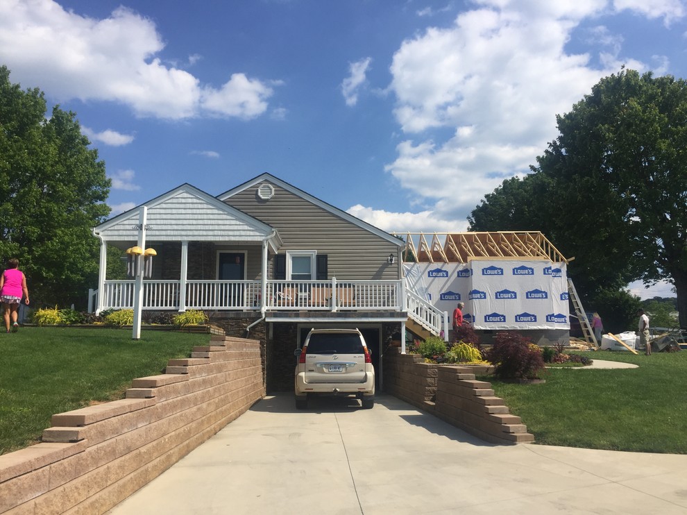 What type of roof for bump out window of new addition?