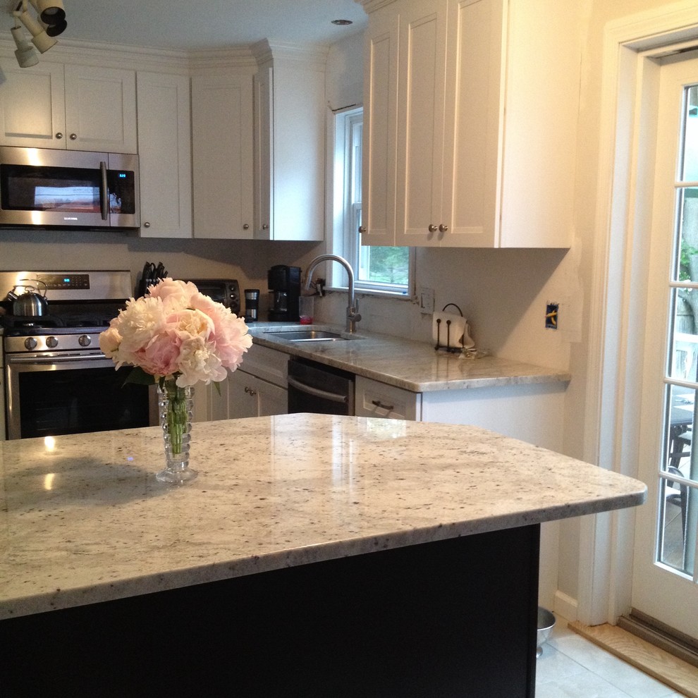 Need help in deciding backsplash!