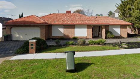 Coral Brick House Makeover help