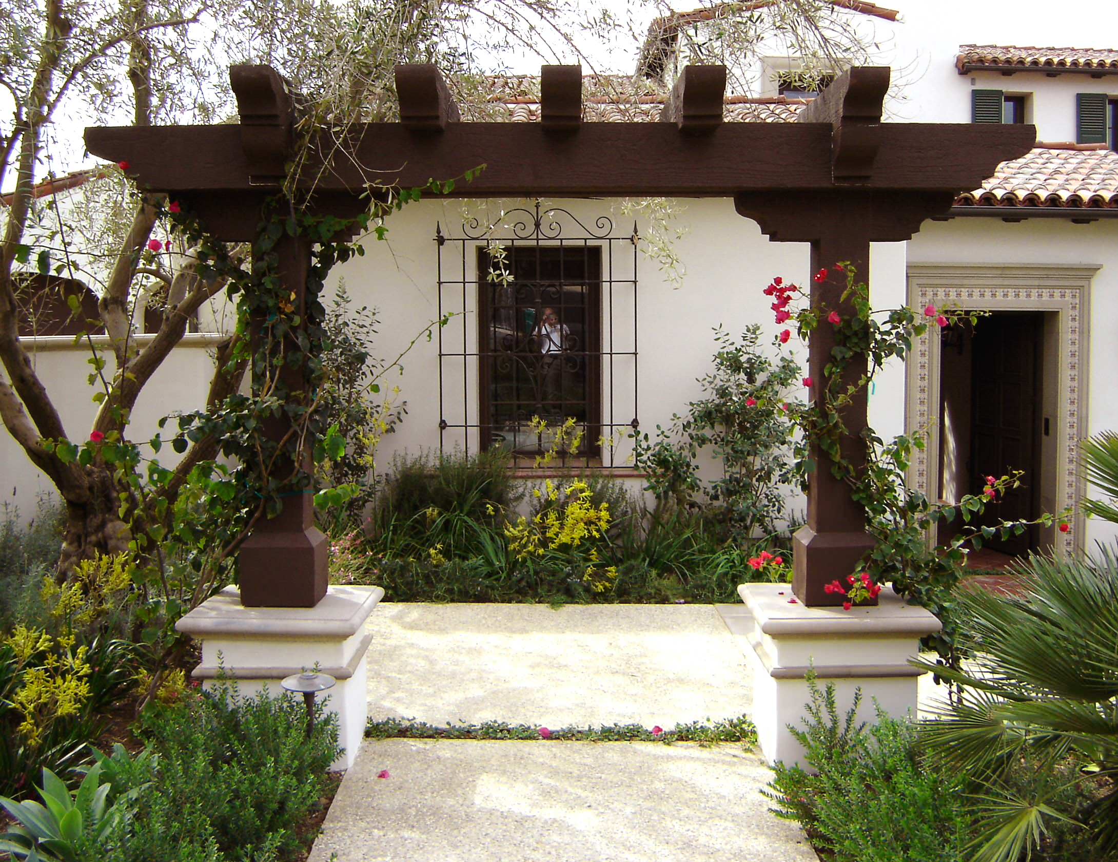 Garden Design Essentials: Proportion and Scale