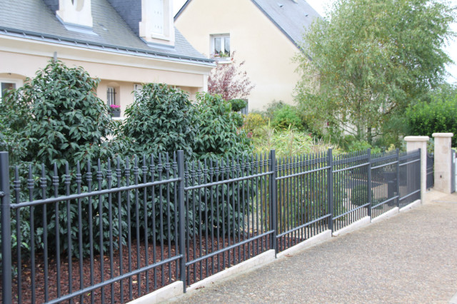 Clôtures / Portails by Amboise Paysage - Jardin - Autres périmètres ...