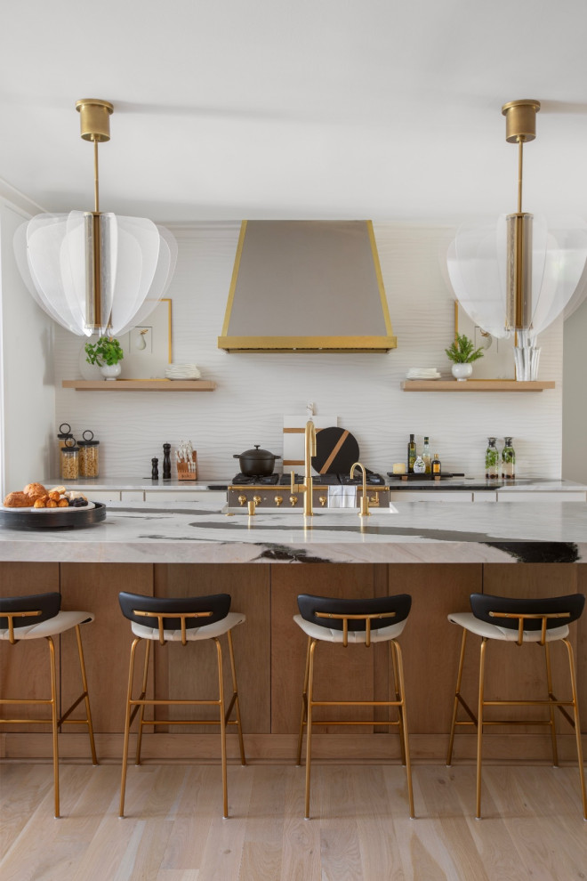 Waterfront home in Daniel Island - Beach Style - Kitchen - Charleston ...