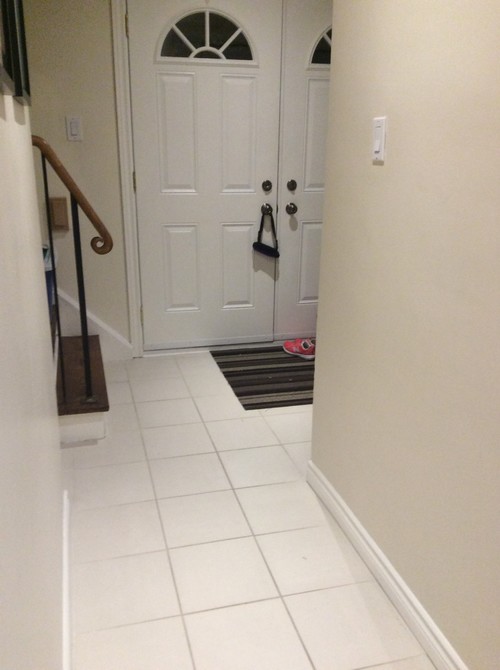 Need tile size and layout advice for 36" wide hallway