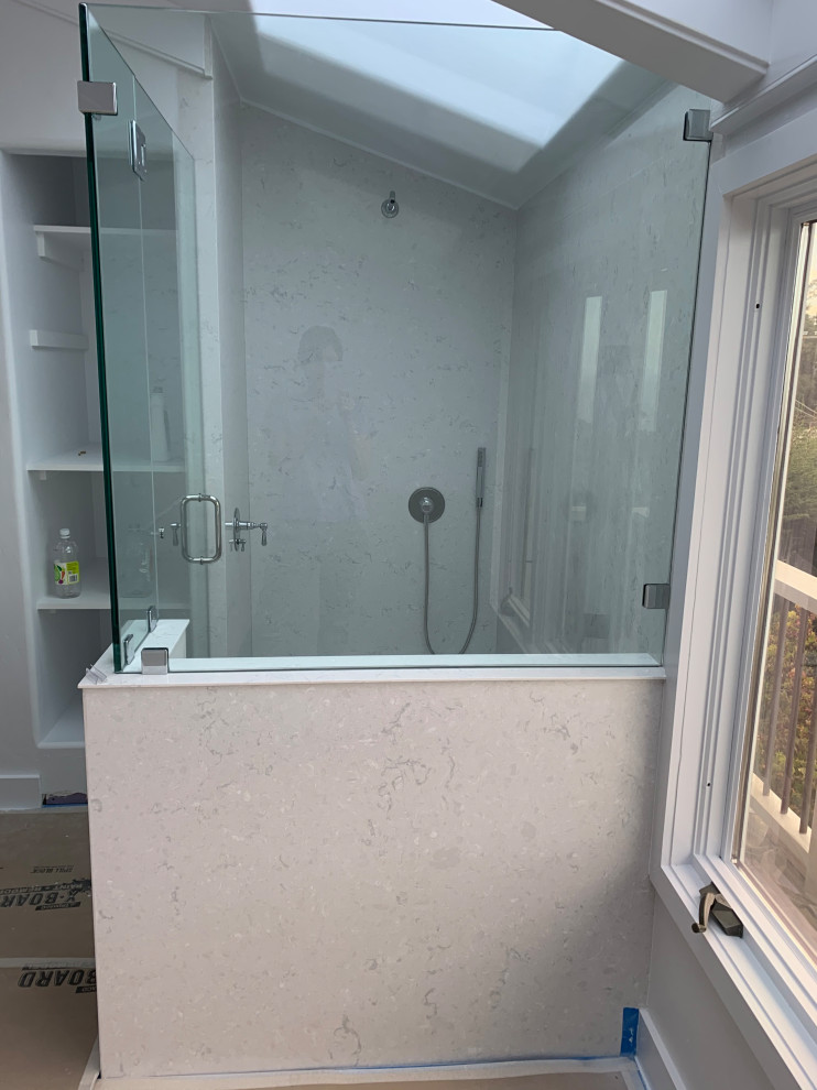 Quartz shower - Cambria