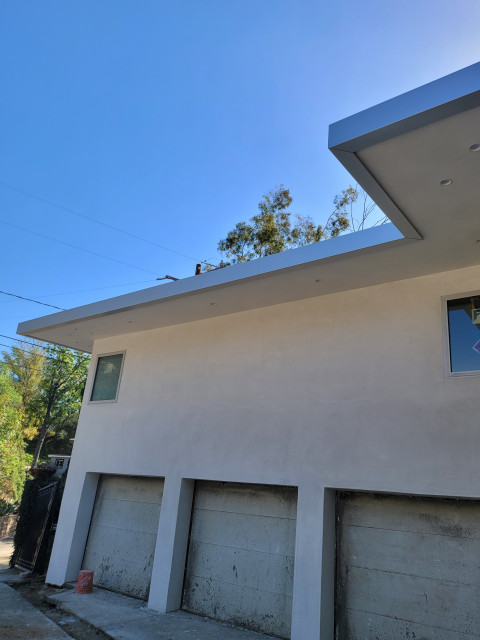 Clear Anodized Fascia Cladding With Hidden Gutters Monrovia - Modern ...