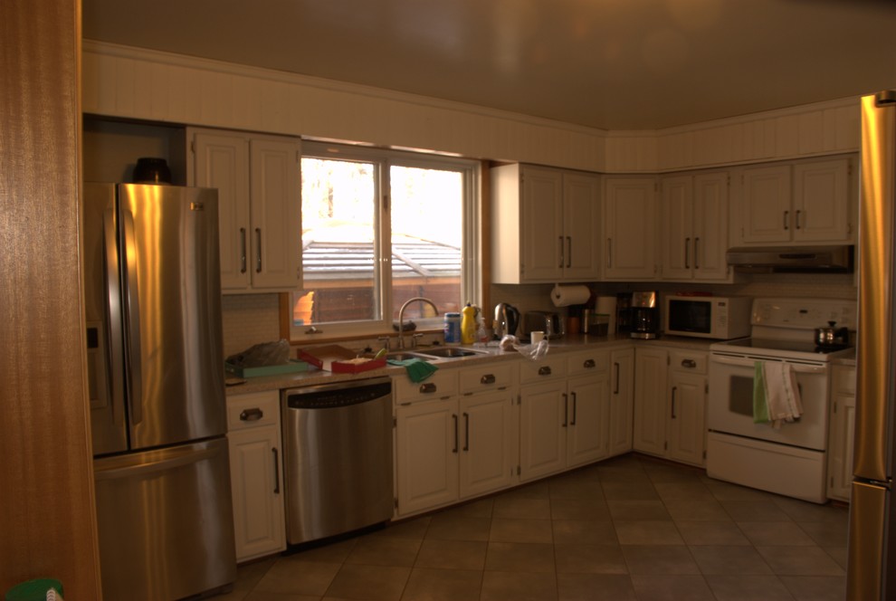 New Kitchen Staging Before & After