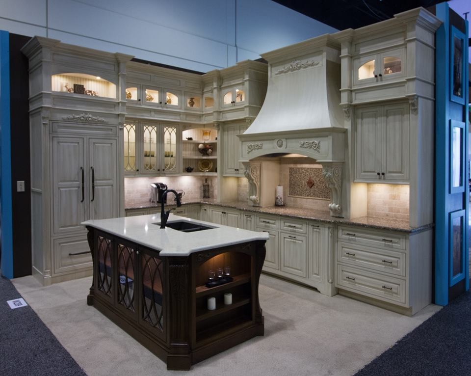 Apple Country Cabinets - Peru, NY - Cabinets & Cabinetry