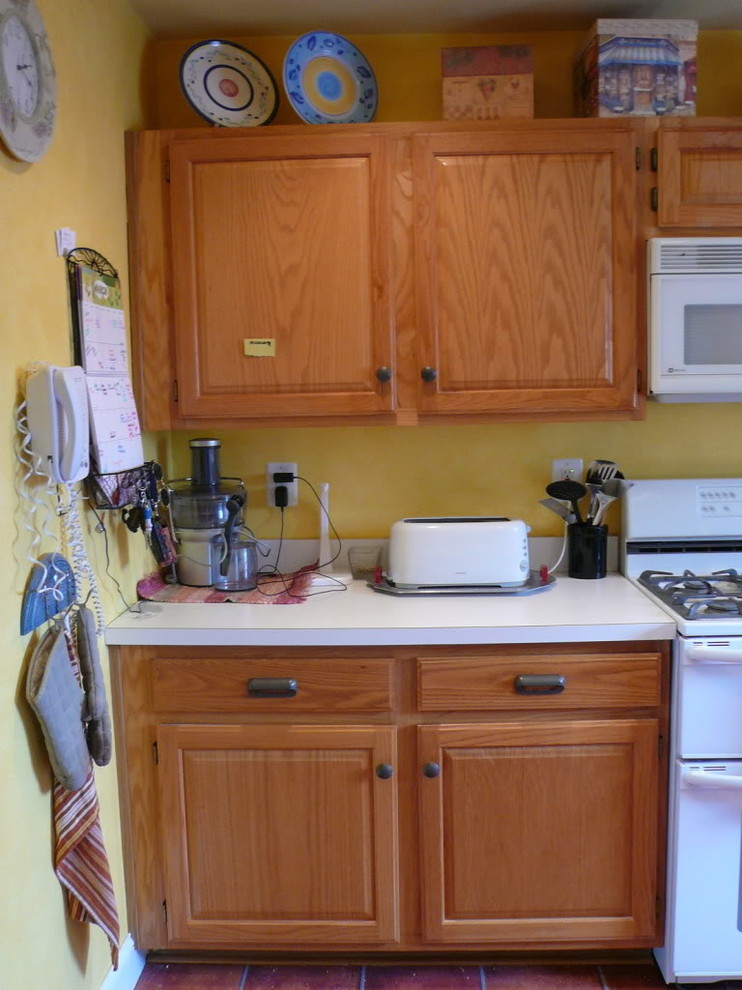 Repurpose old cabinets into kitchen hutch??