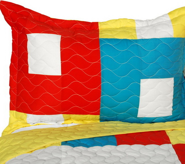 Flying Chess 3PC Vermicelli-Quilted Patchwork Quilt Set-Full/Queen Size ...
