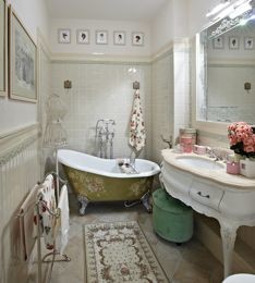 10 Ways to Go for Color in the Bath