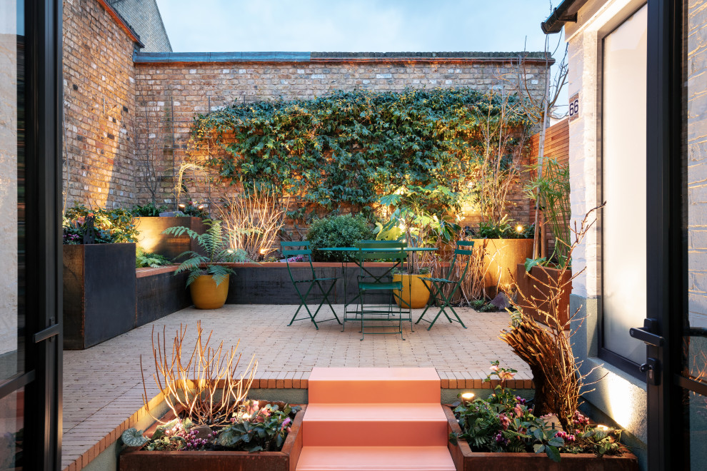 Kitchen and Garden Refurbishment - Contemporary - Patio - London - by ...
