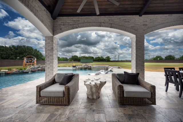 Ranch Style Living - Traditional - Houston - by Tipton Spires Design ...