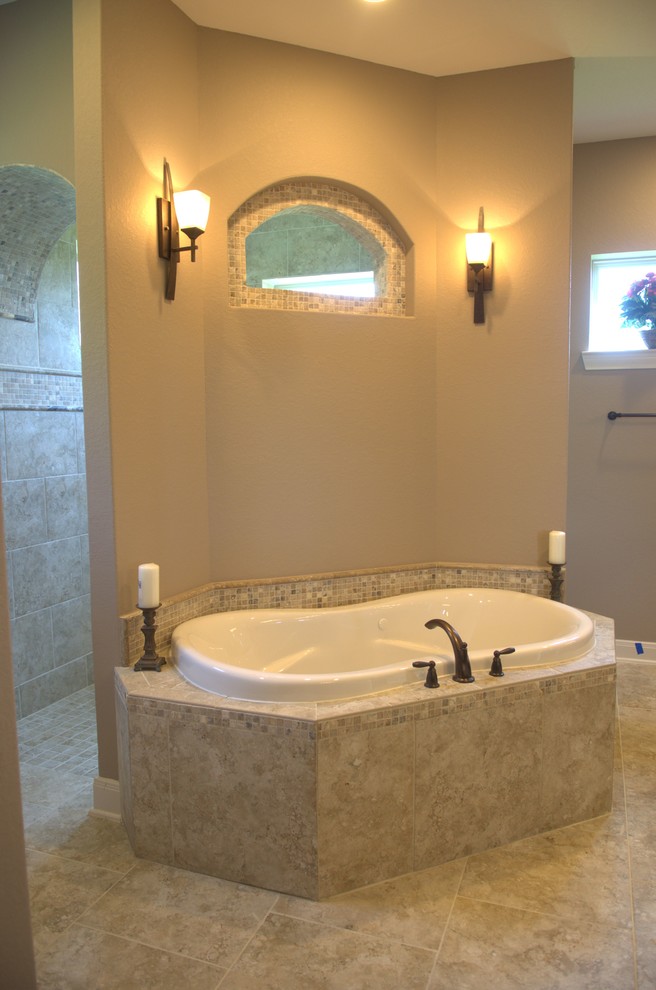 Magnolia Model Home - Bathroom - Houston - by Kurk Homes | Houzz
