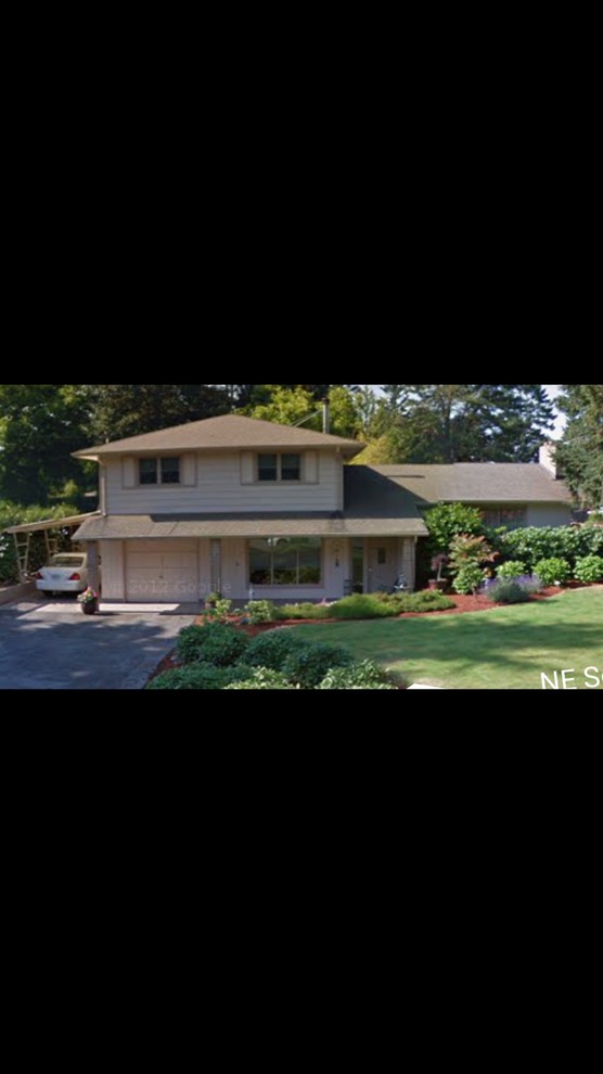 Split level with a split level front yard - Inspiration?